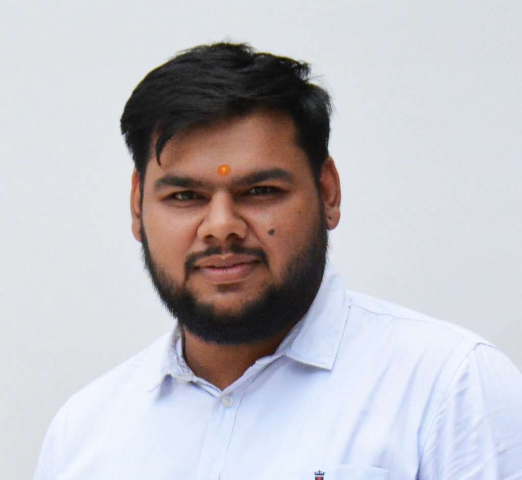 Our Team – Artasia